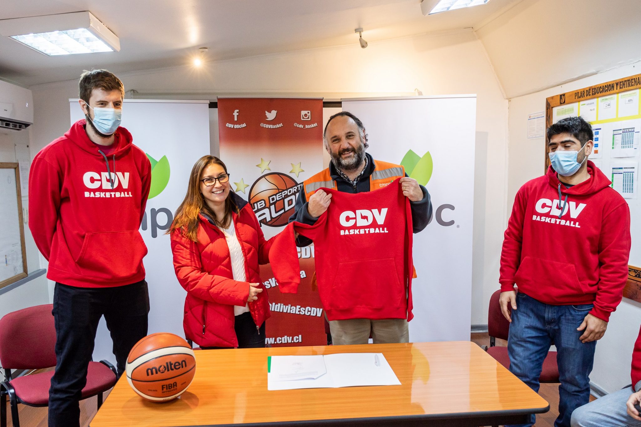 CMPC in Valdivia signs an alliance for local sports » CMPC
